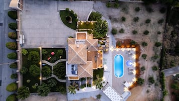 Casa | 6 quartos, quartos à prova de som