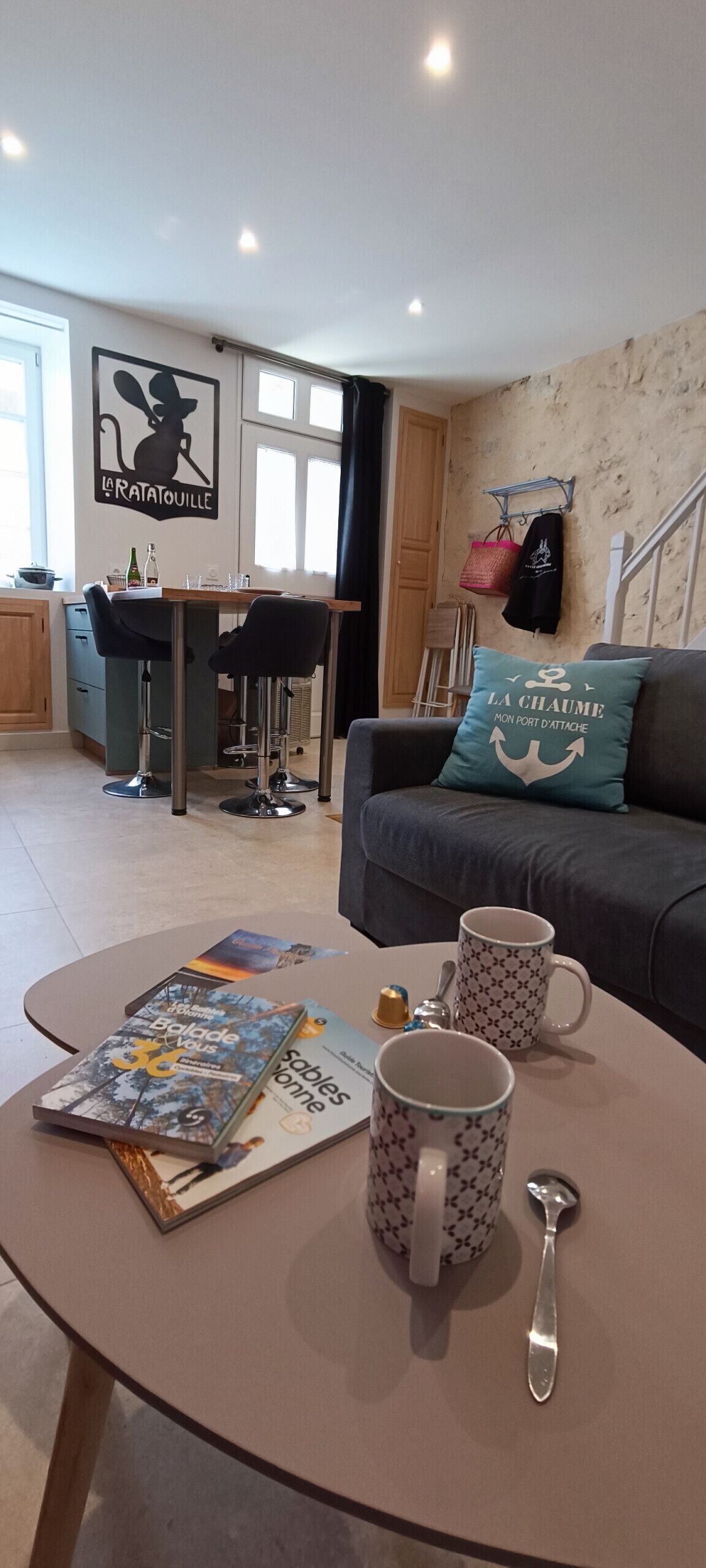 Canteteau - Agréable Maison Chaleureuse Et Convivi - Vendée