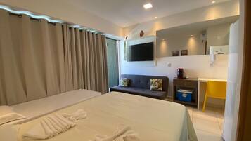 1 quarto, Wi-Fi de cortesia, roupa de cama