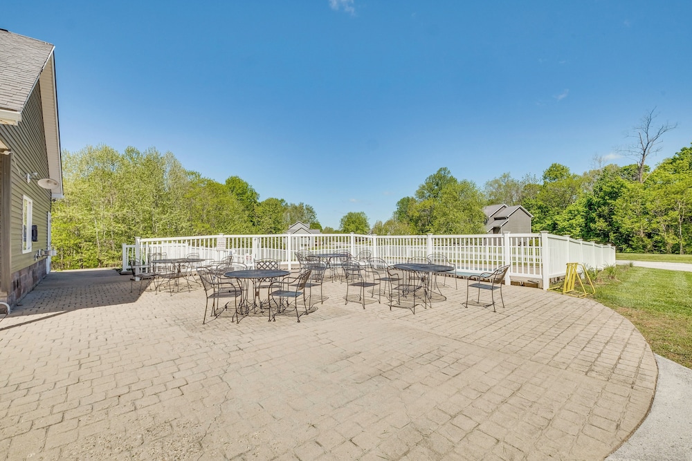 Lake-view Kentucky Getaway W/ Resort Amenities! - Kentucky