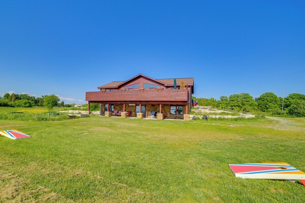 Prairie-style Home On Garden Bay W/ Deck + Hot Tub - Fayette Historic State Park, Garden
