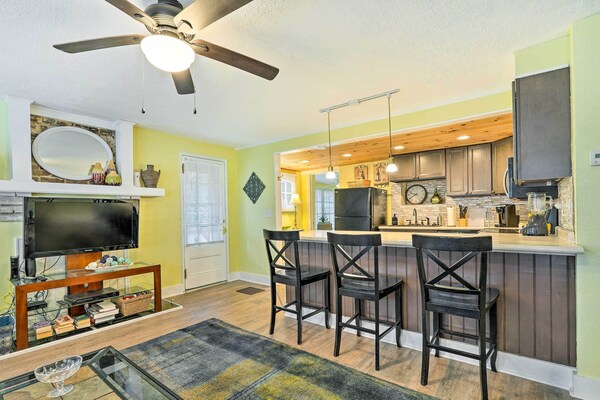 Johnson City Vacation Rental: 1 Block To Etsu - Boone Lake, TN