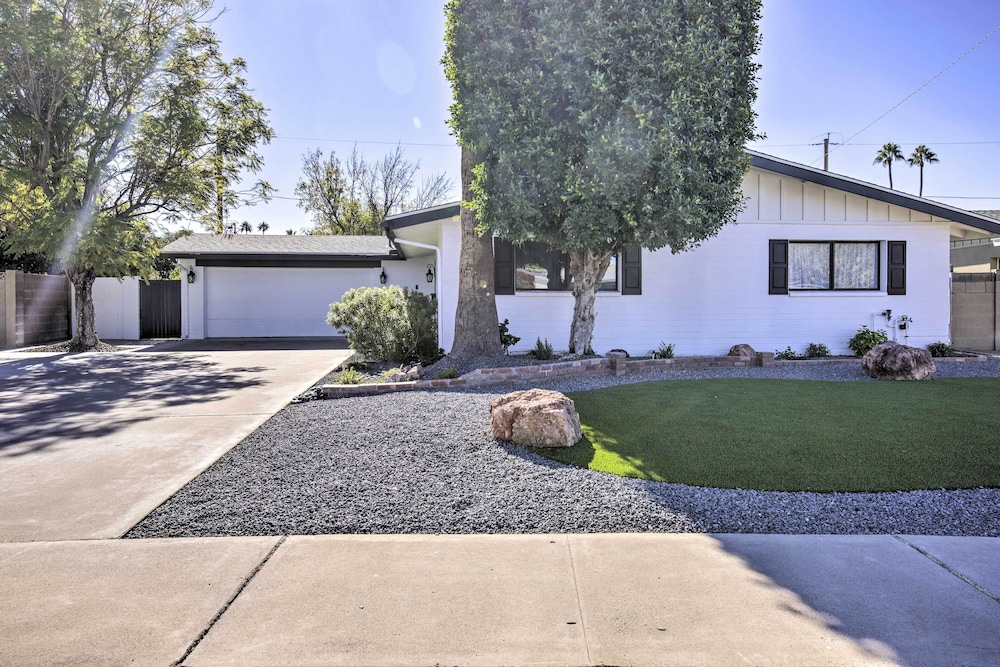 Scottsdale Escape - Pool, Jacuzzi & Fire Pit! - Scottsdale, AZ