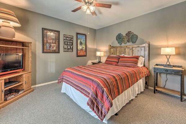 Ruidoso Getaway W/ Deck, Golf Course Views! - Ruidoso, NM