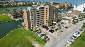 Apartamento em Condomínio Fechado, 1 quarto | Exterior