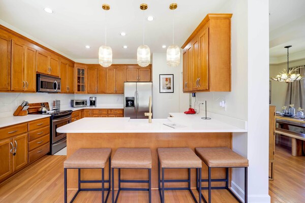 Deck + Scenic Views: Beech Mountain Cabin - Beech Mountain, NC