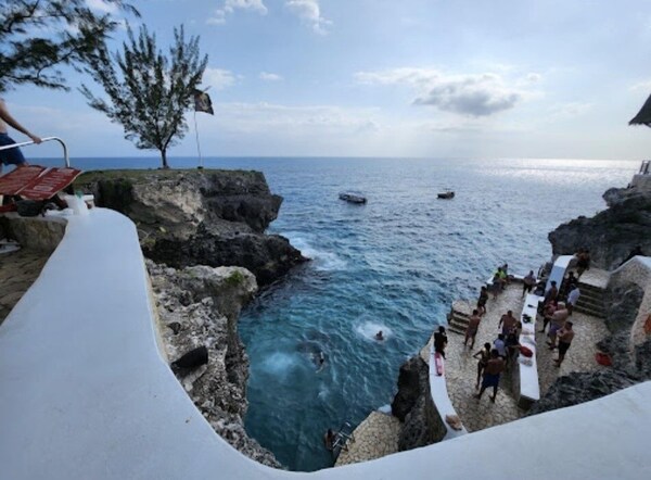 Seacret Studios - Cozy Jamaican Retreat Apts By Redawning - Negril