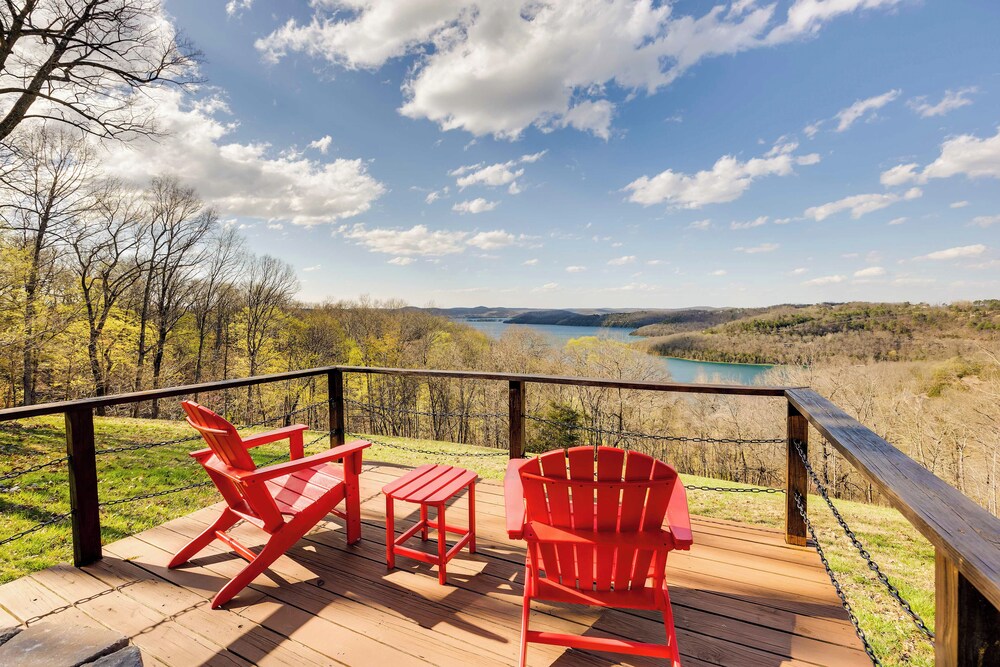 Eureka Springs Vacation Rental Near Beaver Lake! - Beaver Lake, AR