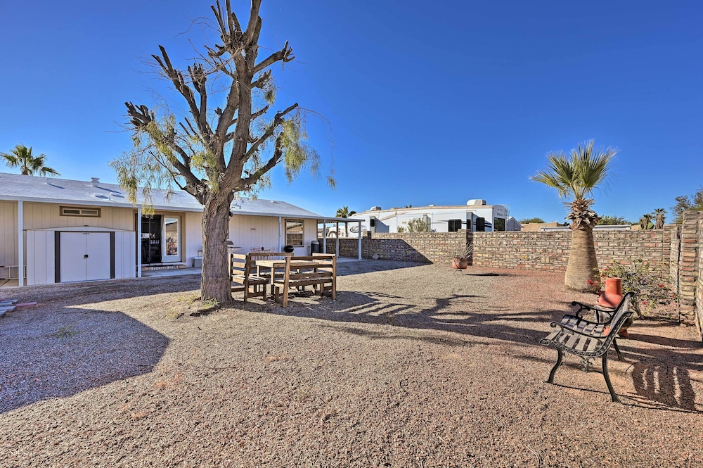 Yuma Vacation Rental W/ Yard & Grills! - Arizona
