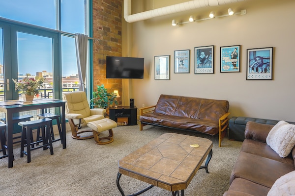 Waterfront Sandusky Vacation Rental: Downtown! - Zoom Flume, Sandusky