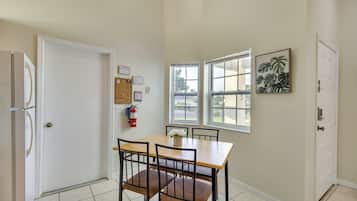 Casa (2 Bedrooms) | Interior