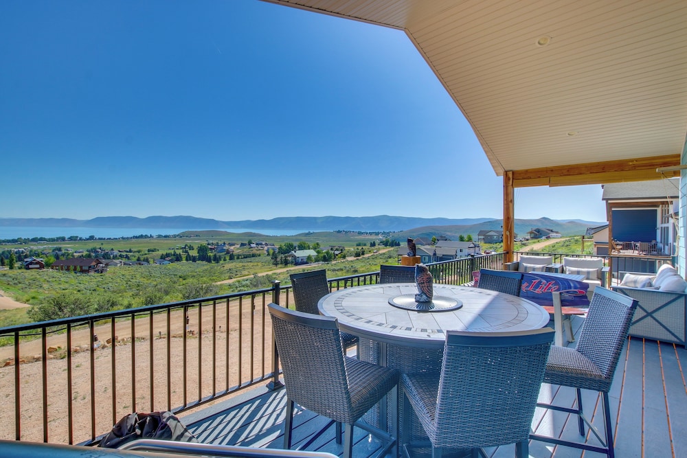 Pool Access & Lake Views: Modern Garden City Home - Garden, UT