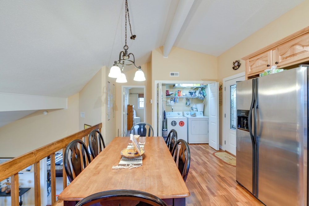 Franklin Cabin: Deck With Smoky Mountain Views! - Franklin, NC