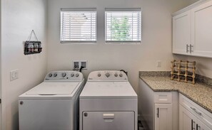 Casa (2 Bedrooms) | Interior