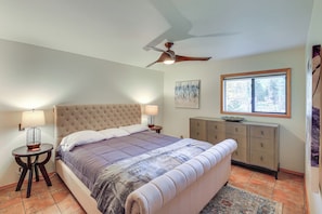 Casa (Multiple Bedrooms) | Interior