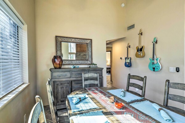 Mountain-view Deck: Bright Sedona Home - Sedona, AZ