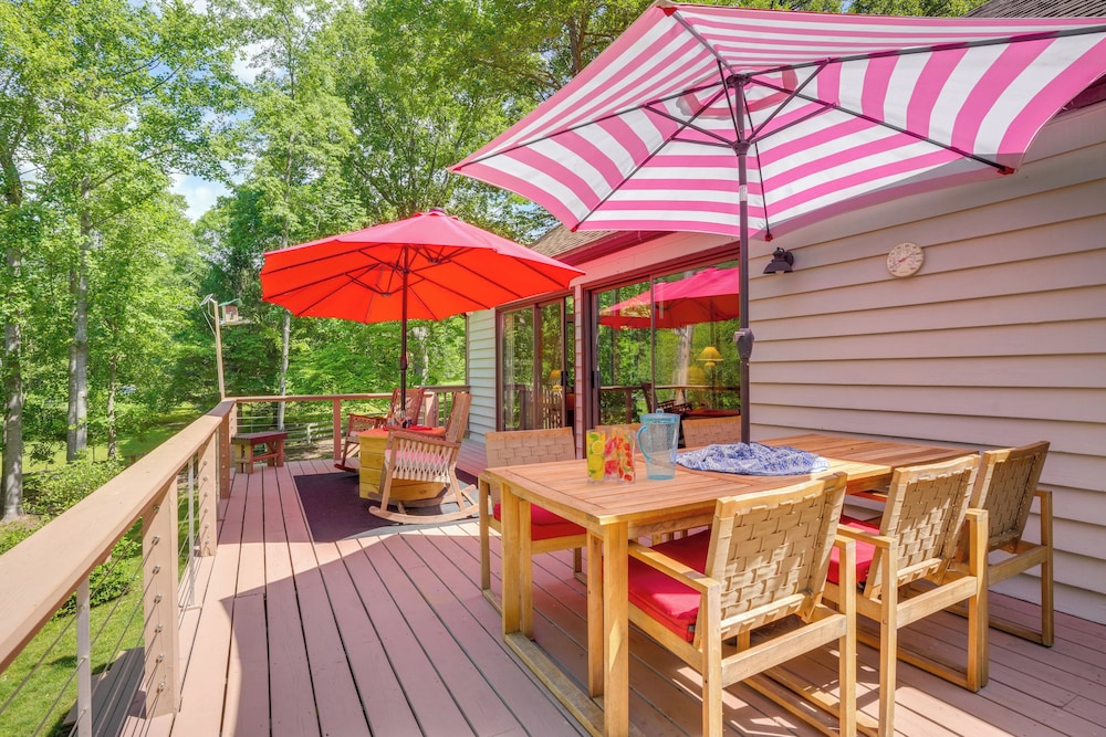 Getaway W/ Lake Views Near Wintergreen Resort! - Shenandoah National Park