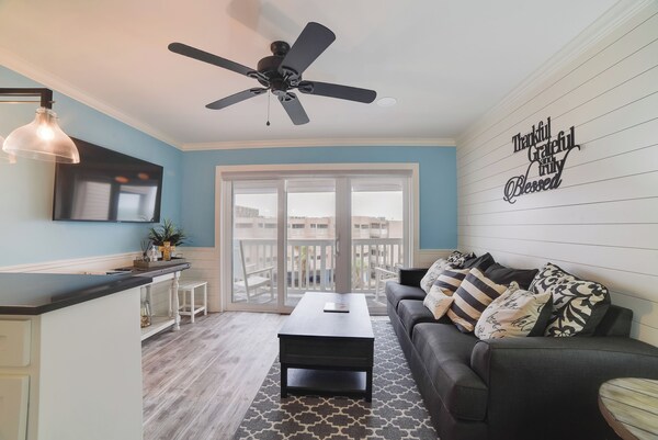 Pool & Direct Beach Access: Corpus Christi Escape - North Beach, TX