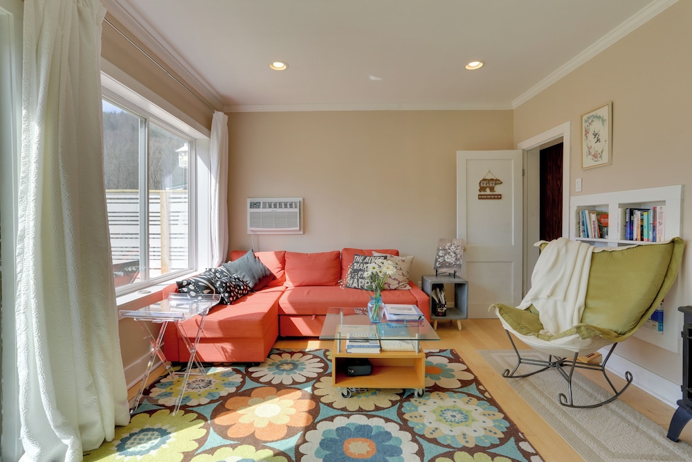 Scenic Home On The Delaware River, Pet-friendly! - Hancock, NY