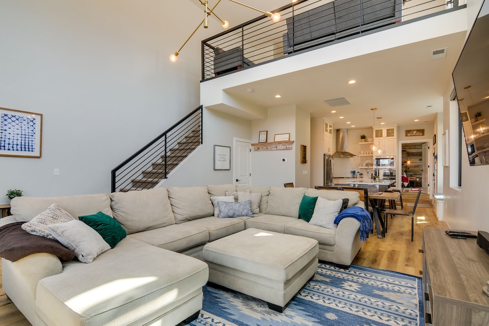 Near Skiing & Hiking: Mtn-view Home In Parowan! - Little Salt Lake, UT