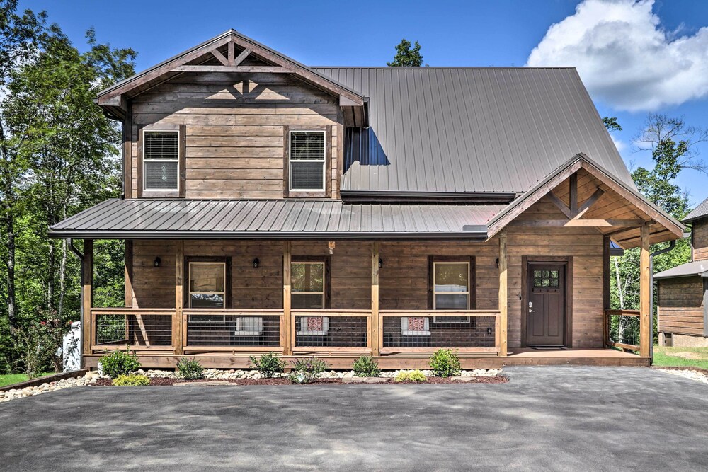 Smoky Cove Retreat W/ Private Hot Tub & Deck! - Townsend, TN