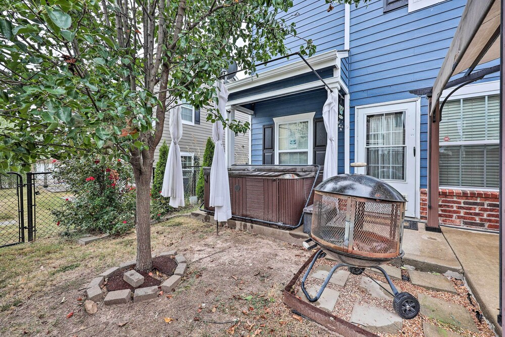 Walk To Lake: Townhome W/ Hot Tub In Afton! - Grand Lake O' the Cherokees, OK