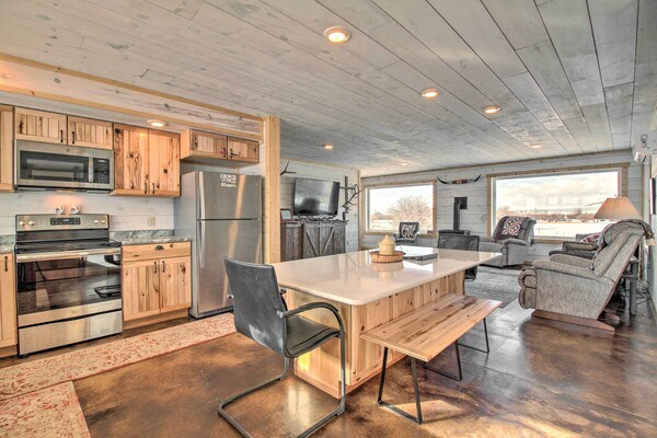 Rural White Sulphur Springs Getaway W/ Deck! - White Sulphur Springs, MT