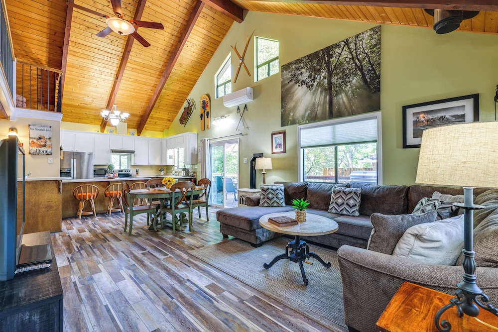 Groveland Home - Walk To Pine Mountain Lake! - Yosemite National Park, CA