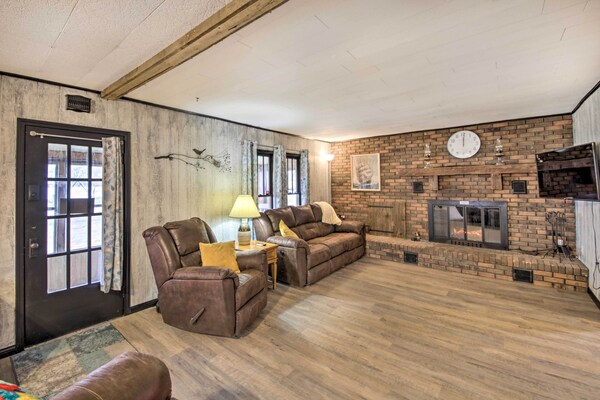 Illinois Vacation Rental Home: Pets Welcome - Illinois