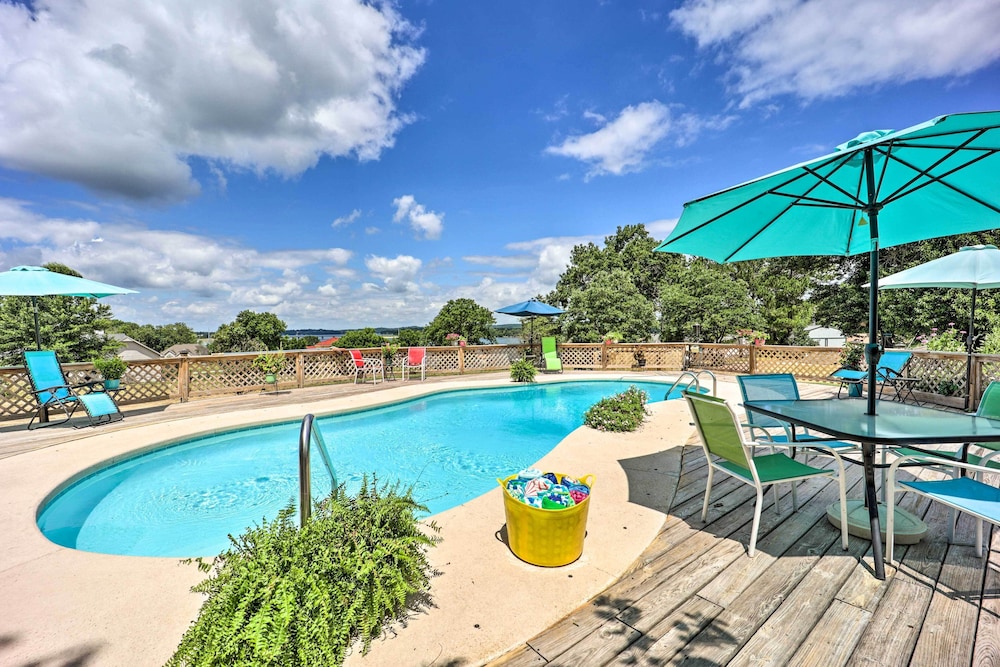 Grand Lake Getaway W/ Resort-like Amenities! - Oklahoma