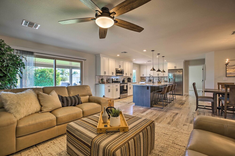 Putting Green, Community Perks: Sun City West Home - Glendale, AZ