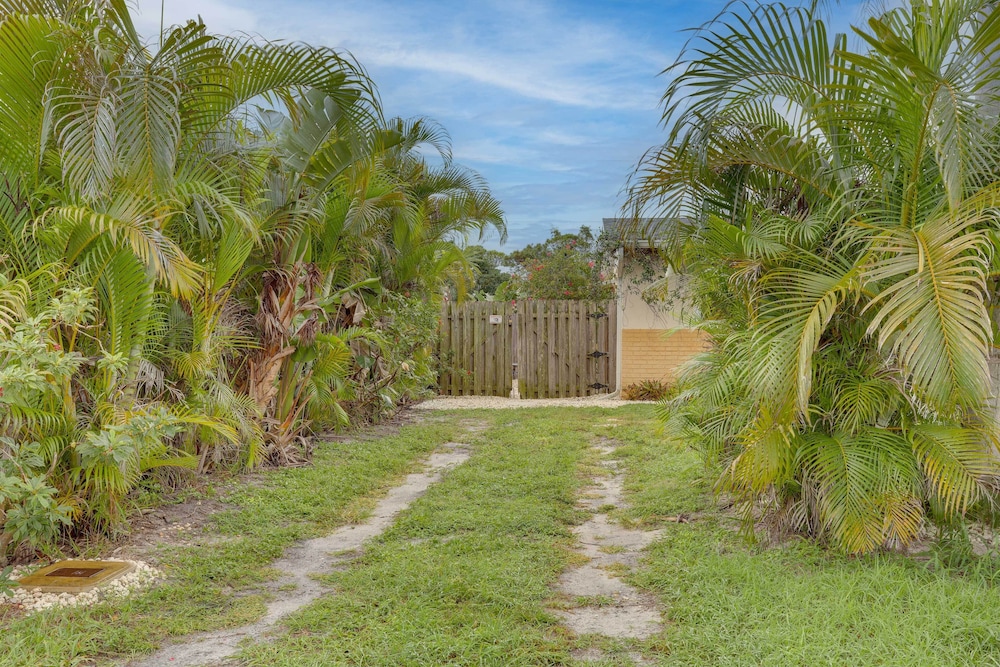 Pet-friendly Stuart Studio < 3 Mi To Downtown! - Stuart, FL