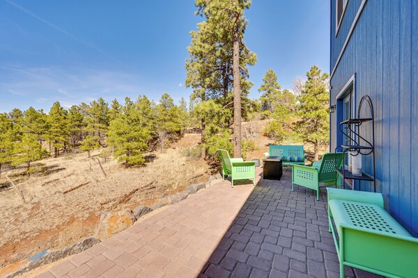 Modern Flagstaff Vacation Rental W/ 2 Living Areas - Flagstaff, AZ