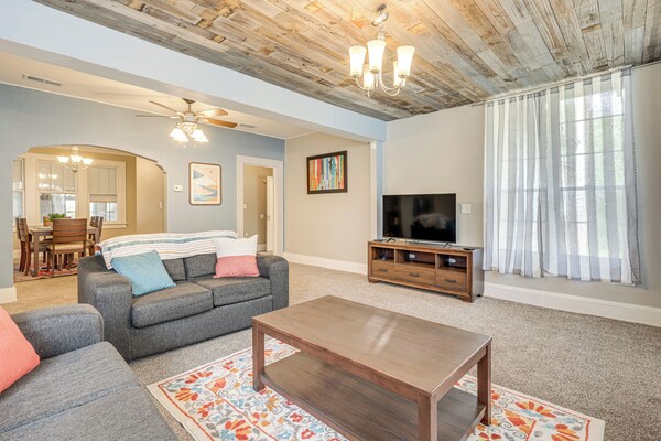 Quiet Jacksonville Retreat - 4 Miles To Downtown! - Jacksonville, FL