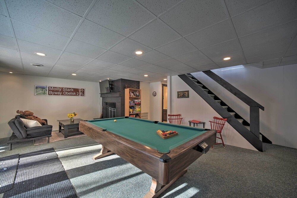 Cozy A-frame Cabin W/ Pool Table: 8 Mi To Mt Snow! - Vermont