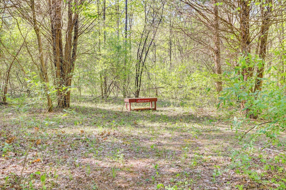 Home Near Hoosier National Forest With Fire Pit! - Indiana