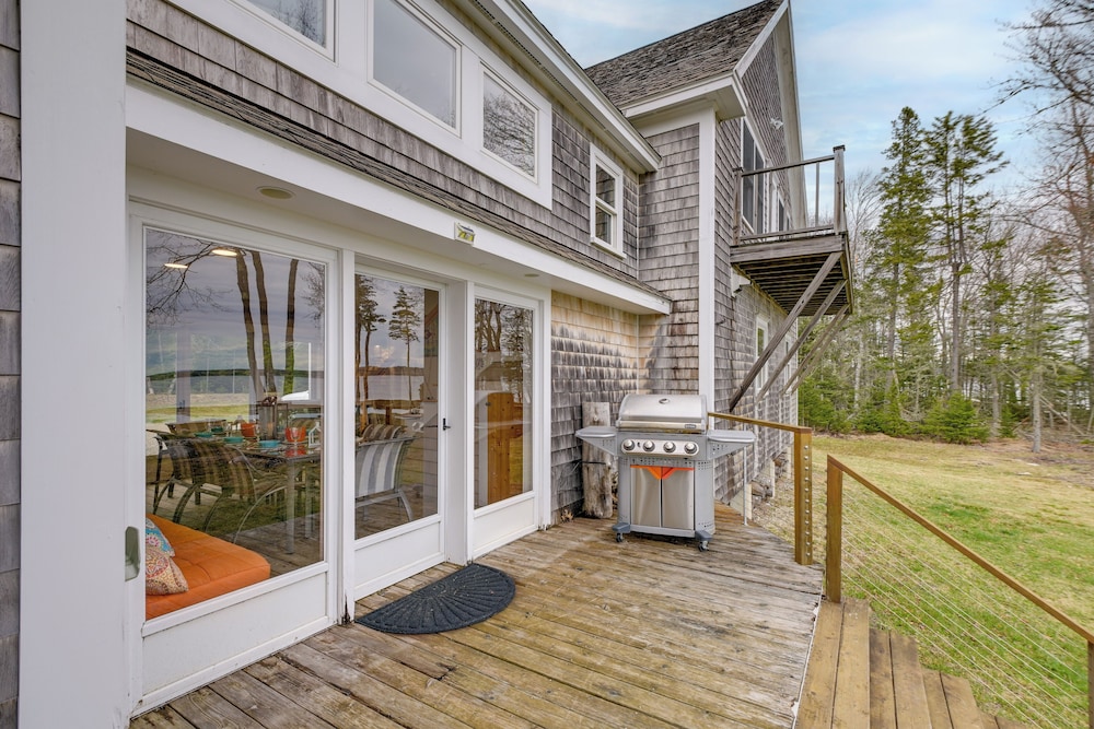 Waterfront Deer Isle Apartment W/ Fire Pit - Stonington, ME