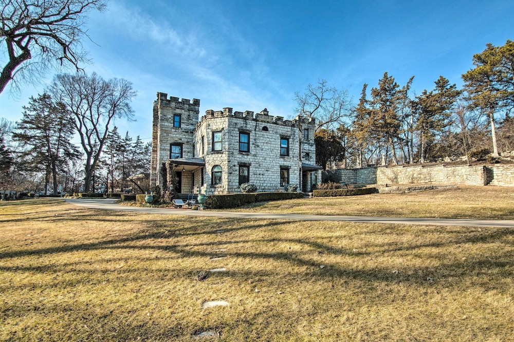 Historic Guest House On Castle Kimble Estate! - Kansas state university, Manhattan