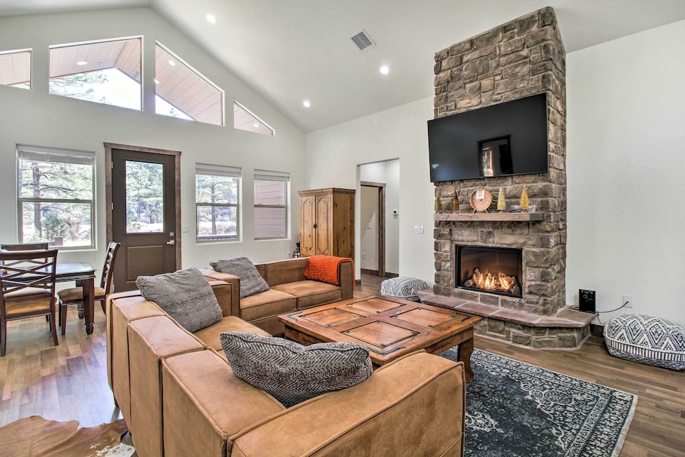 Pet-friendly Show Low Cabin: Near Hiking! - Show Low, AZ