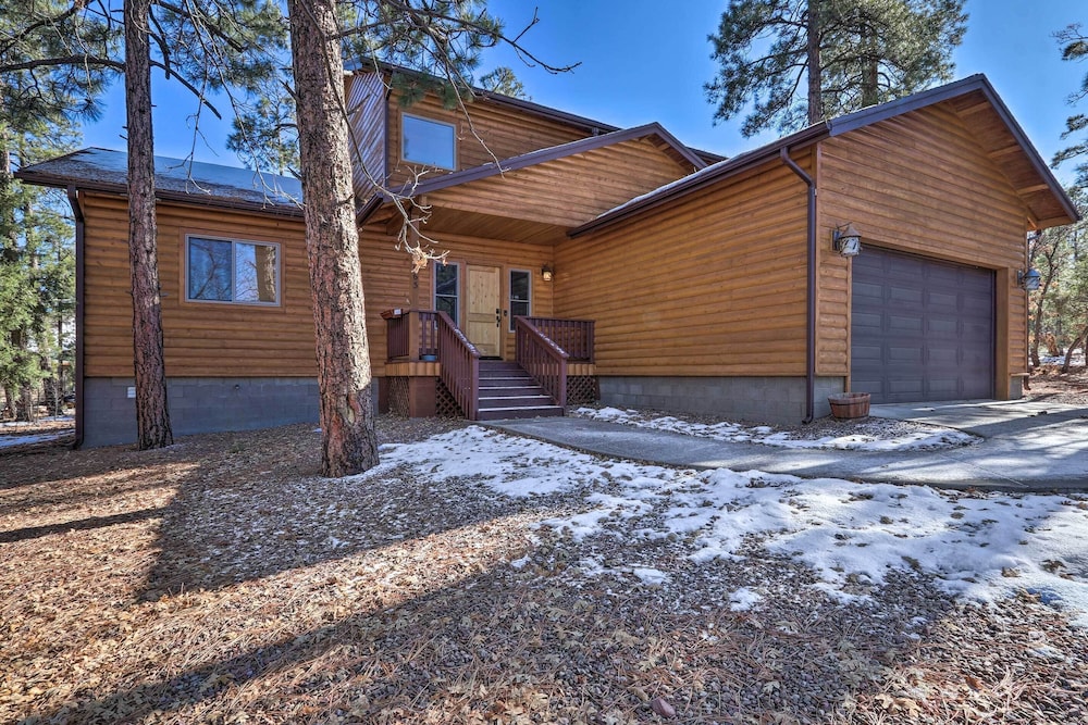 Hike, Fish, Golf & Ski: High Country Log Cabin! - Pinetop-Lakeside, AZ