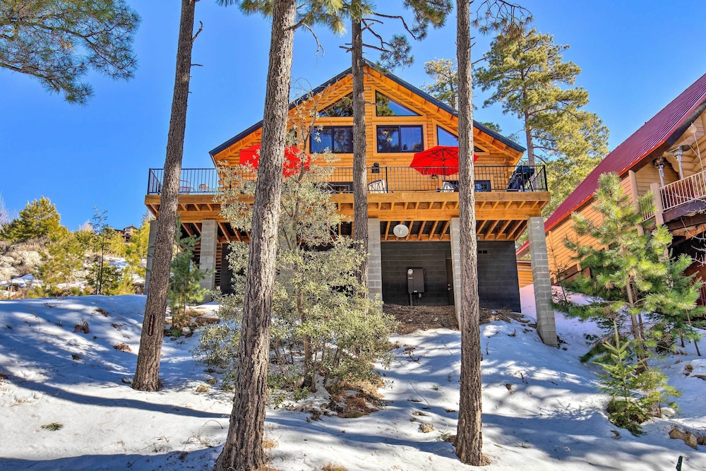 Luxury Mountain Cabin W/ Furnished Deck + Views! - Mount Lemmon, AZ