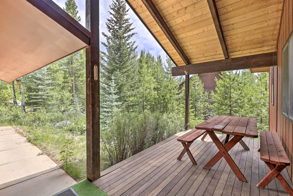 2 Mi To Grand Lake: Cabin W/ Fireplace & Library! - Grand Lake, CO