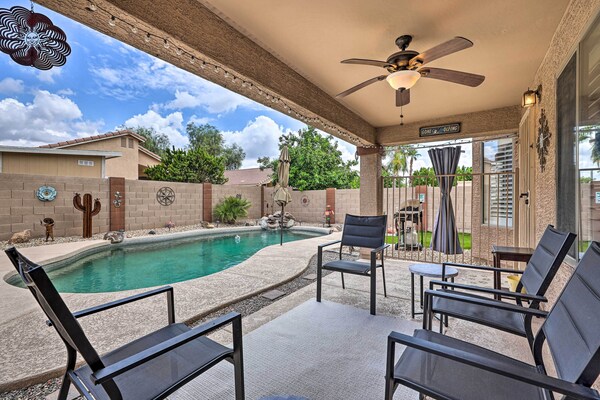 5 Mi To Golf Courses: Bbq-ready Surprise Home - Glendale, AZ