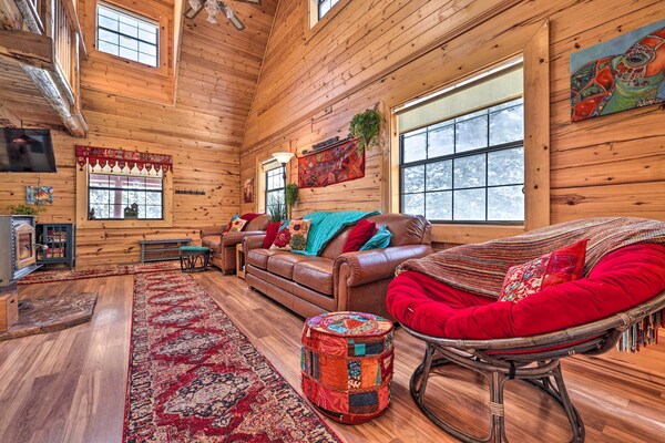 Rustic Duck Creek Village Cabin W/ Fire Pit! - Utah