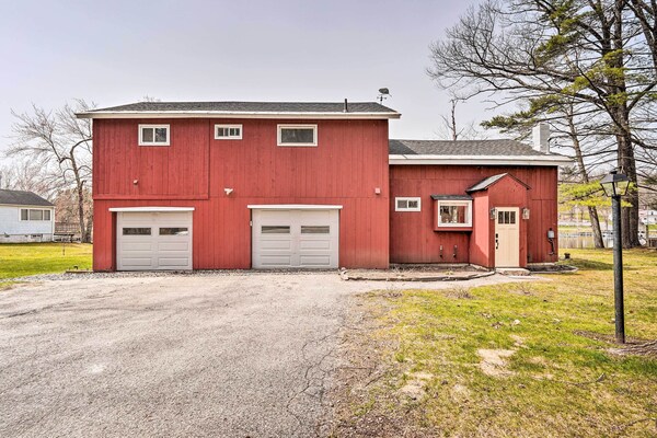 Cozy Castleton Cabin With Fire Pit + Water Access! - Castleton, VT