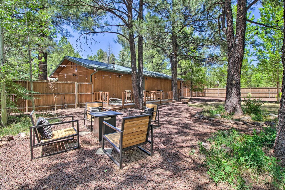Patio, Fenced Yard: Pet-friendly Pinetop Cabin! - Pinetop-Lakeside, AZ