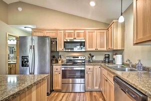 Casa (2 Bedrooms) | Interior