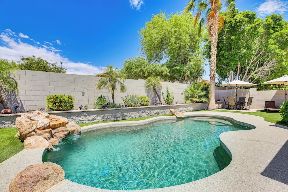 Private Pool & Patio: Home In Surprise! - Glendale, AZ