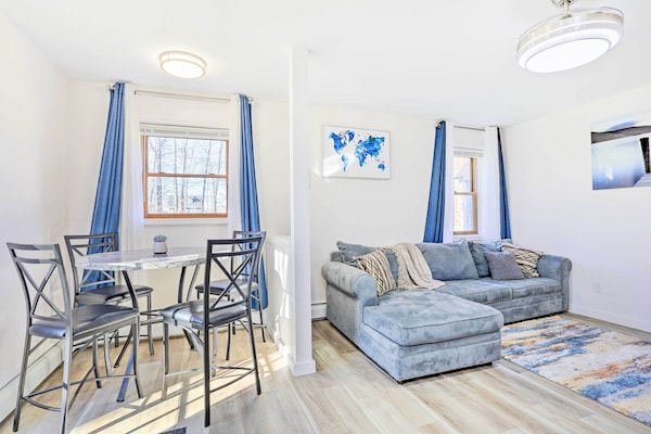 New Paltz Apt - 11 Mi To Poughkeepsie! - New Paltz, NY