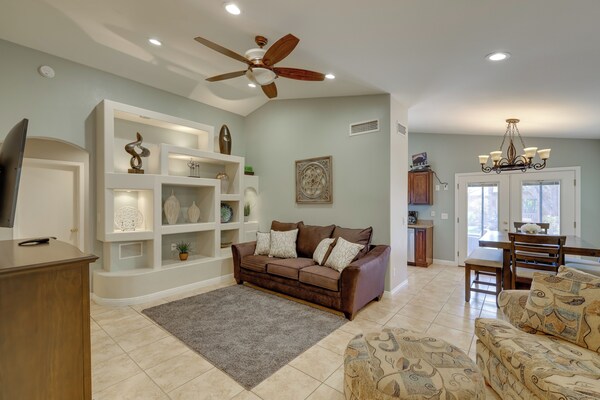 Golf & Hike: Family Home W/ Patio In Glendale - Phoenix, AZ